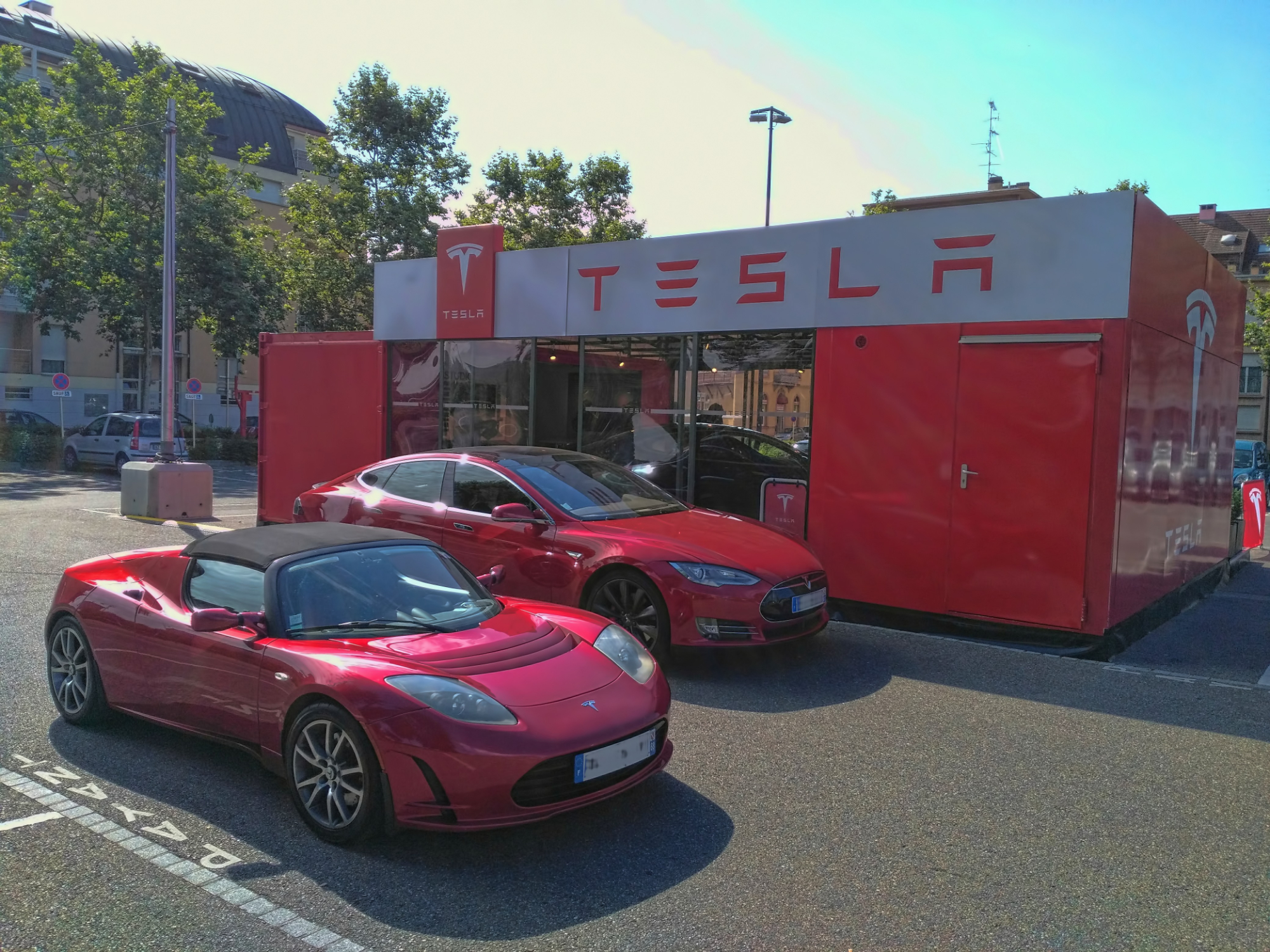 Le Roadster Tesla – Environnement et développement durable